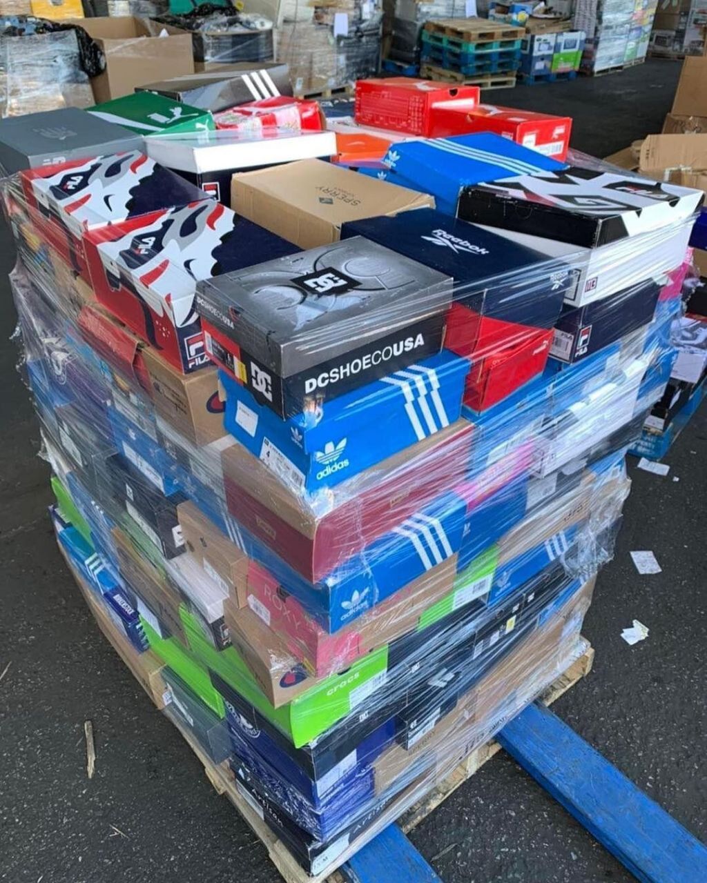 Mixed shoes pallets wholesale